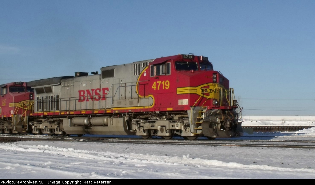 BNSF 4719